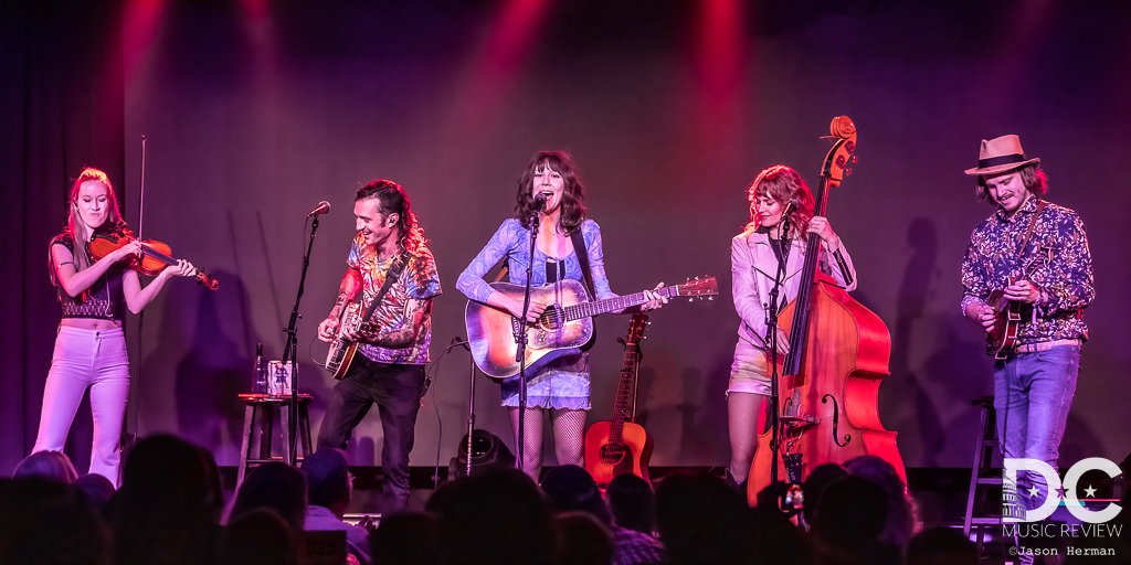 Molly Tuttle & Golden Highway Turns The Birchmere Into One Big Backyard